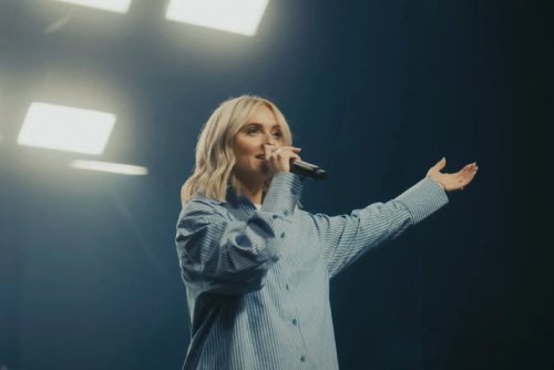 The Wonderful Blood by Tiffany Hudson - Lyrics Available